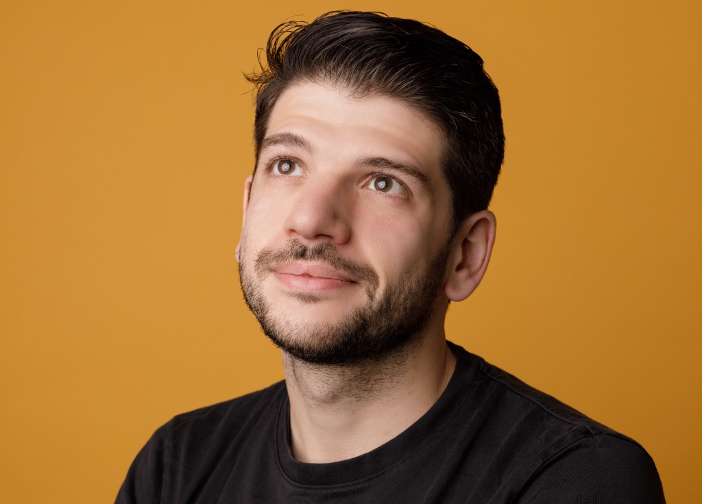 Brian Kotlyar – headshot_0to1 – Growth Compound